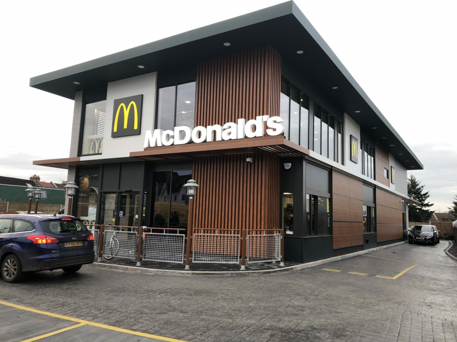 Controversial McDonald’s Drive-Thru finally opens in Fishponds | The ...