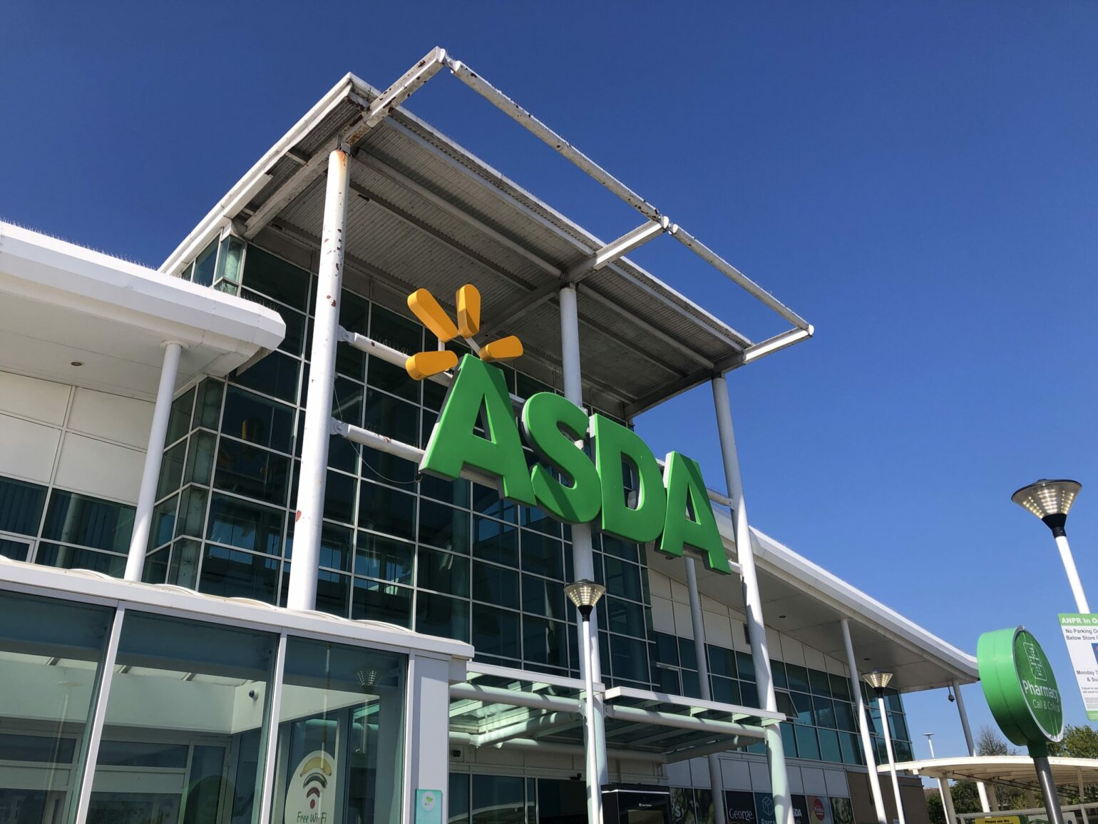 Plans for a 24-hour drive-thru restaurant in Asda car park in Longwell ...