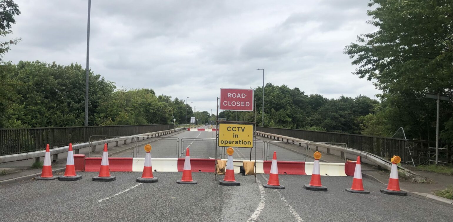 Council brings in road closures and temporary traffic lights to manage ...