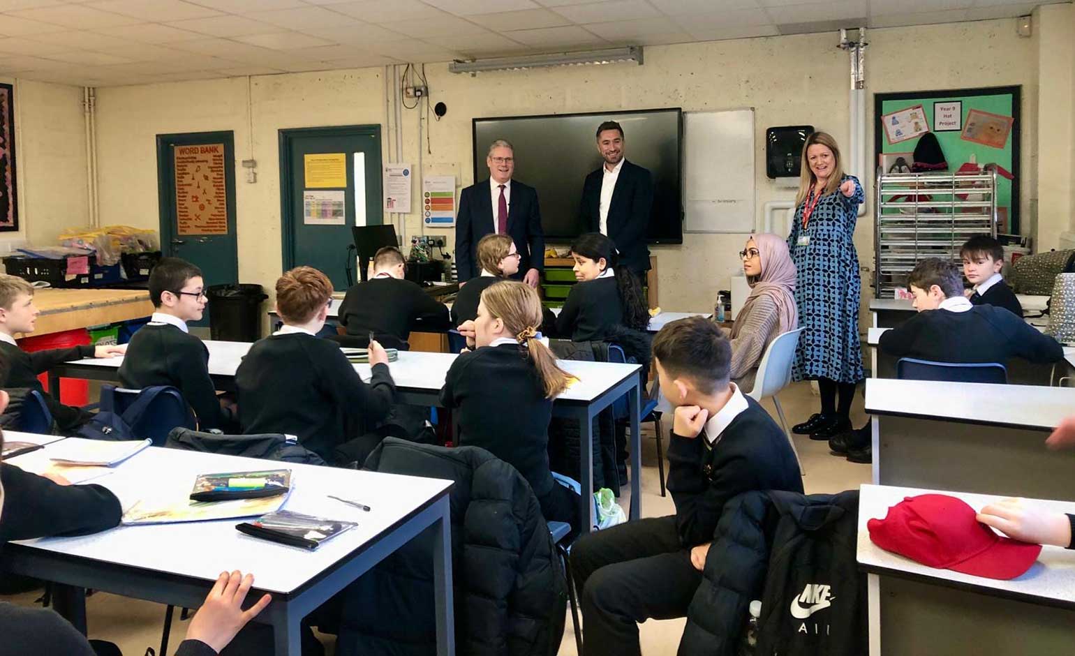 Labour leader Keir Starmer joins the Kingswood by-election campaign ...