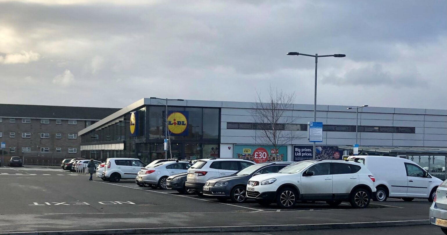 Lidl wins approval to extend opening hours at its Kingswood store | The ...