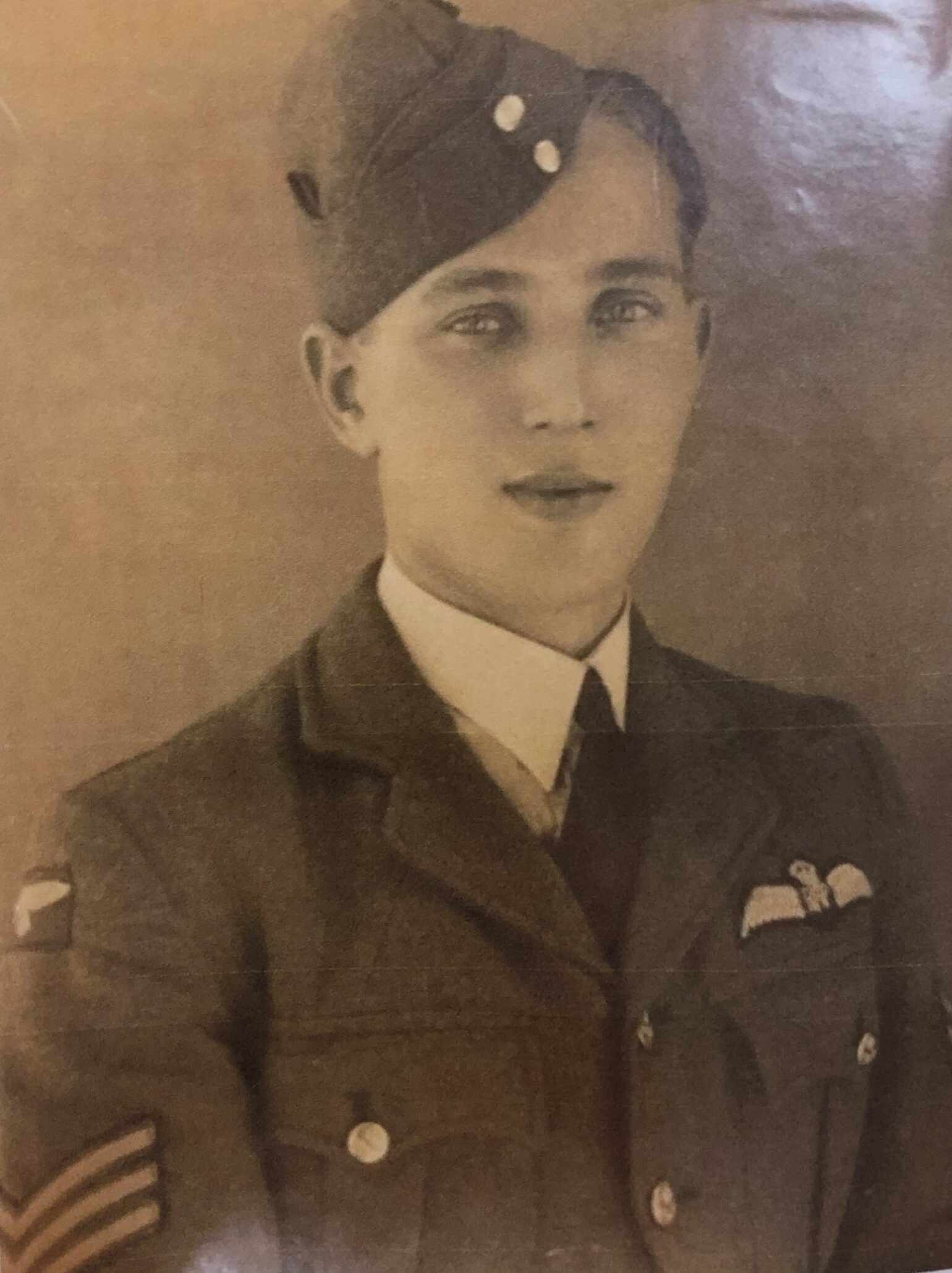 Funeral of Lancaster bomber veteran who has died aged 102 | The Week In